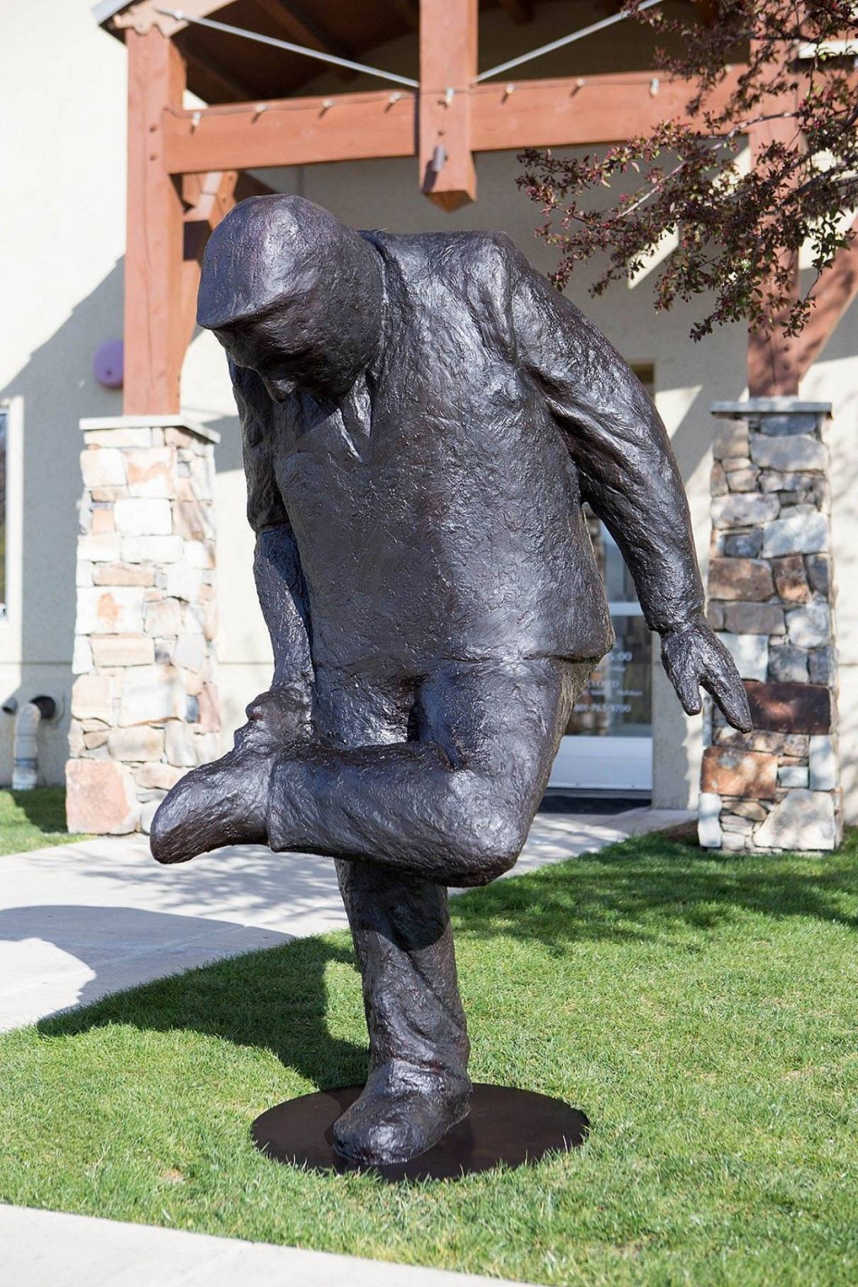 It Happens (Large) - Bronze - Jim Rennert - Meyer Gallery